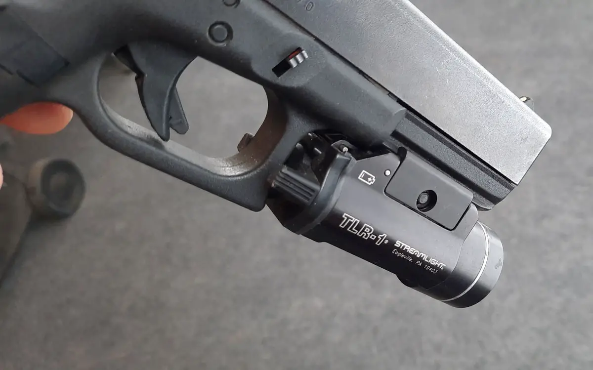 Glock 22 Pistol [REVIEW]